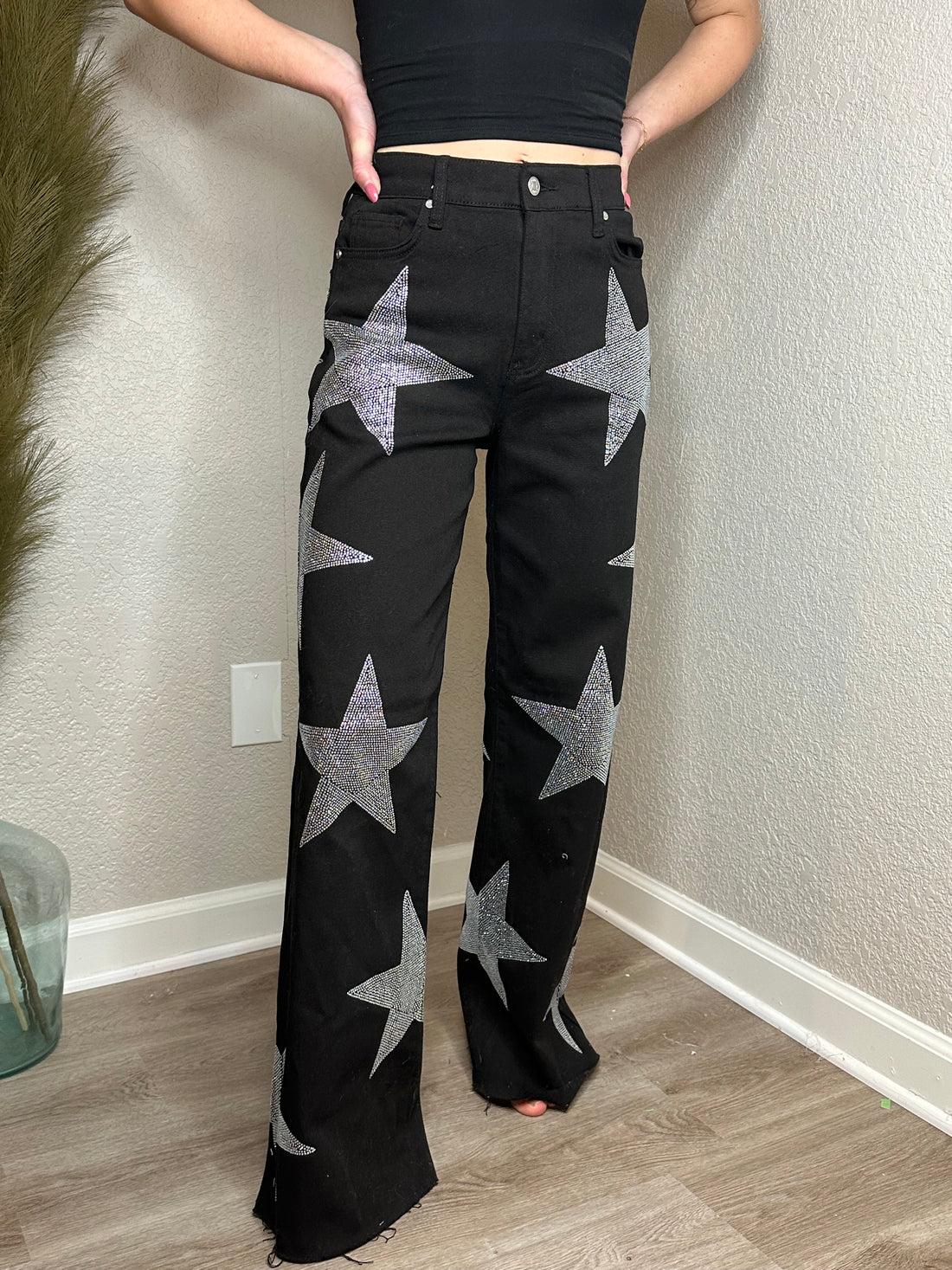 Star Pants – The Moody June